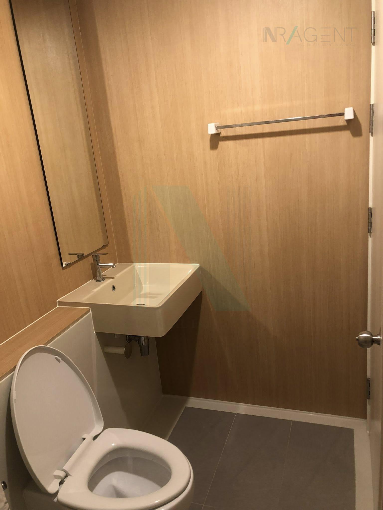 LivingInfo.io | ขาย ASPIRE SATHORN - THAPRA 1 ห้องนอน