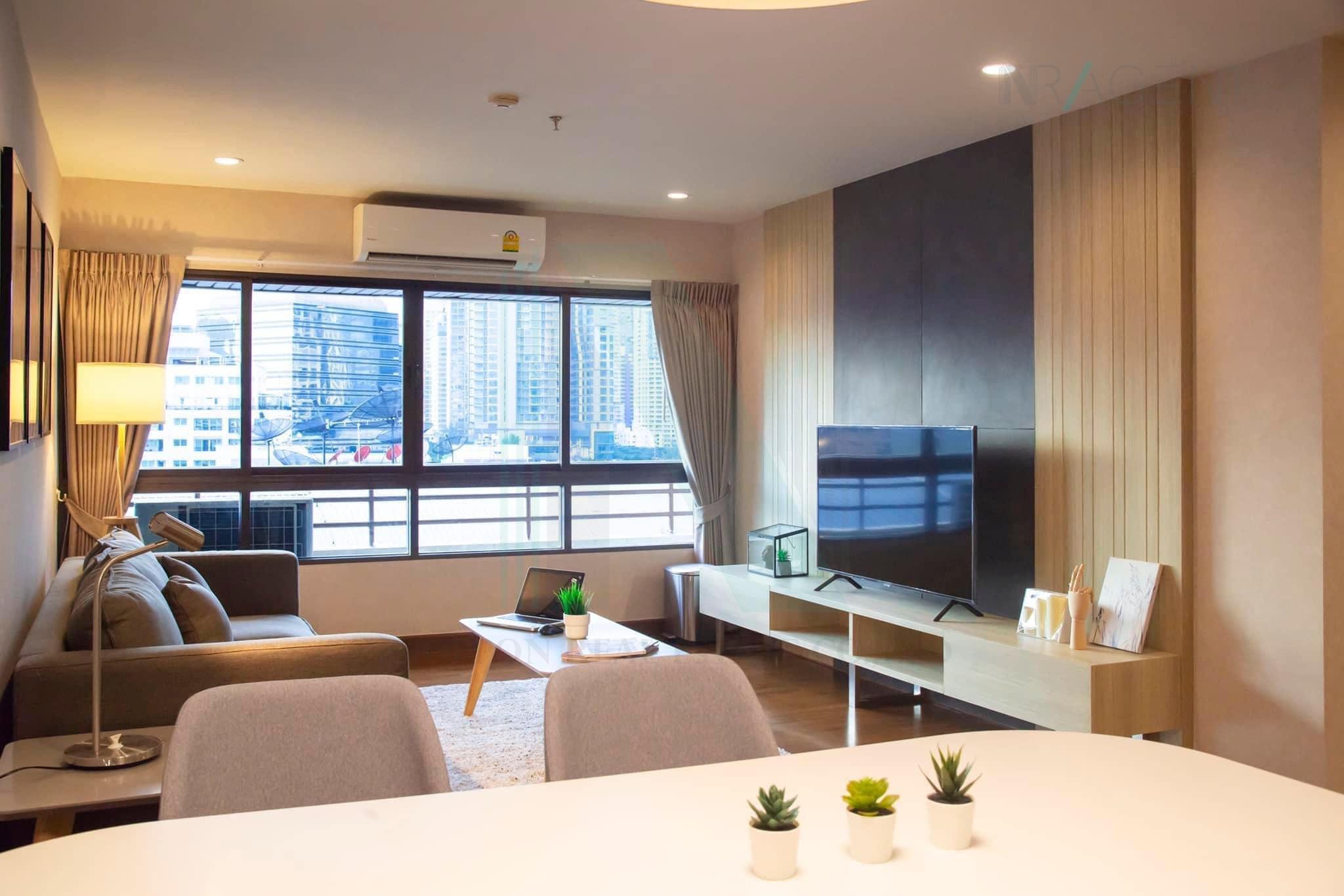 LivingInfo.io | ให้เช่า BAAN PLOENCHIT 2 ห้องนอน