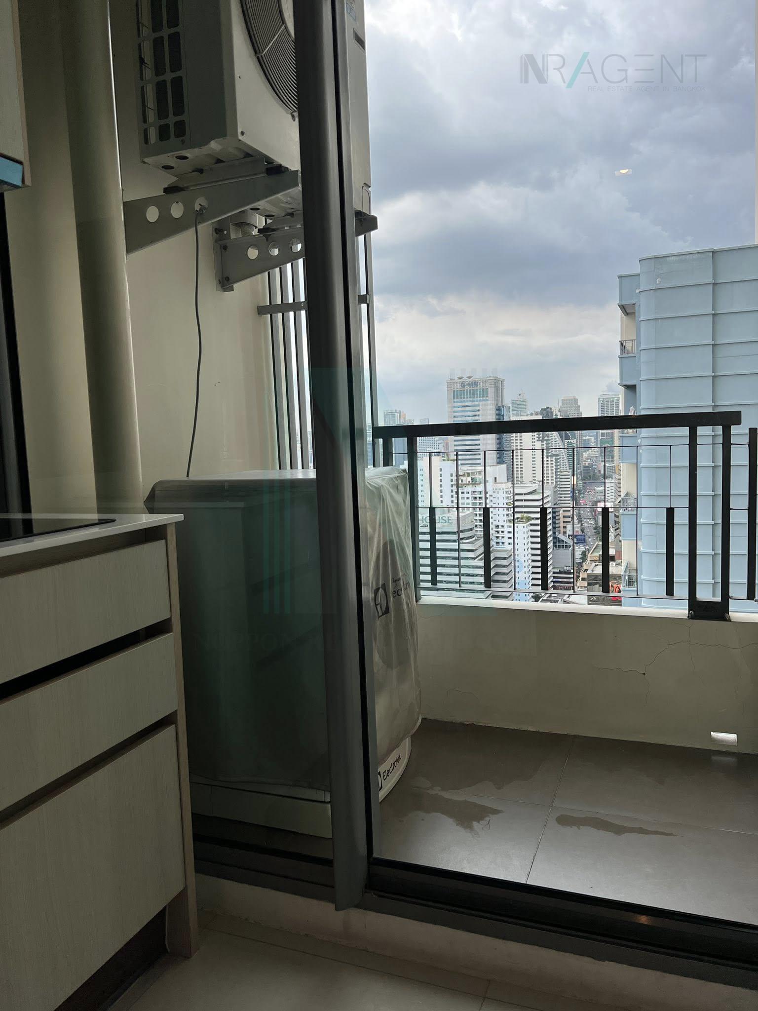 LivingInfo.io | ให้เช่า Q ASOKE สตูดิโอ