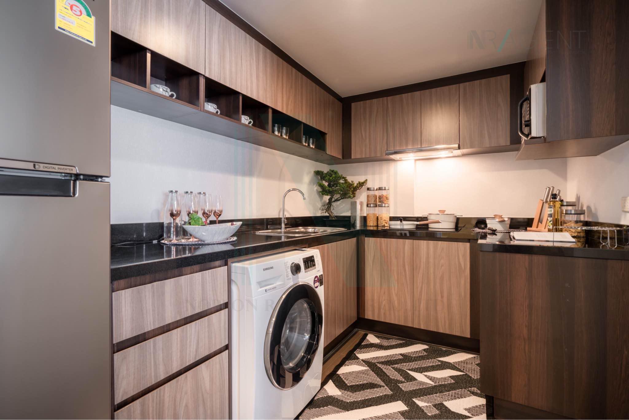LivingInfo.io | ให้เช่า FOCUS PLOENCHIT 2 ห้องนอน