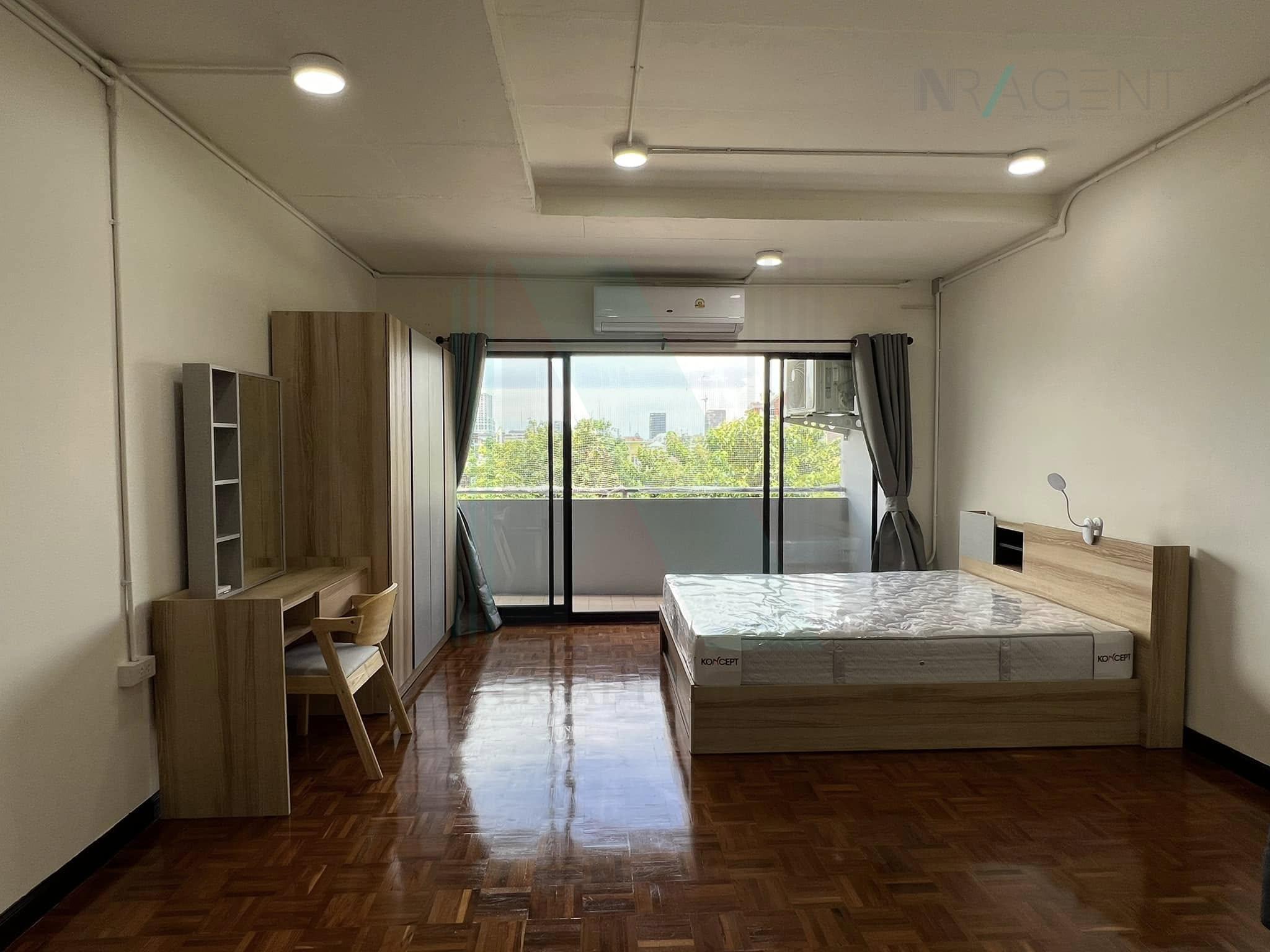 LivingInfo.io | ให้เช่า PHASUK PLACE สตูดิโอ