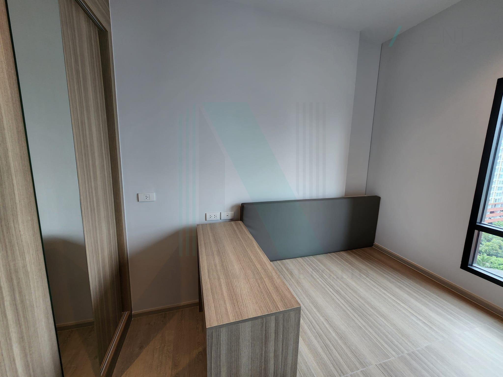 LivingInfo.io | ให้เช่า ALTITUDE UNICORN SATHORN-THA PHRA